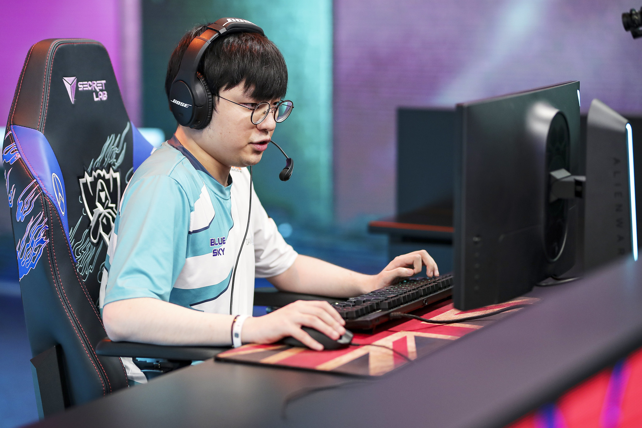DWG KIA BeryL on why tank supports are still popular at Worlds 2021 | ONE Esports