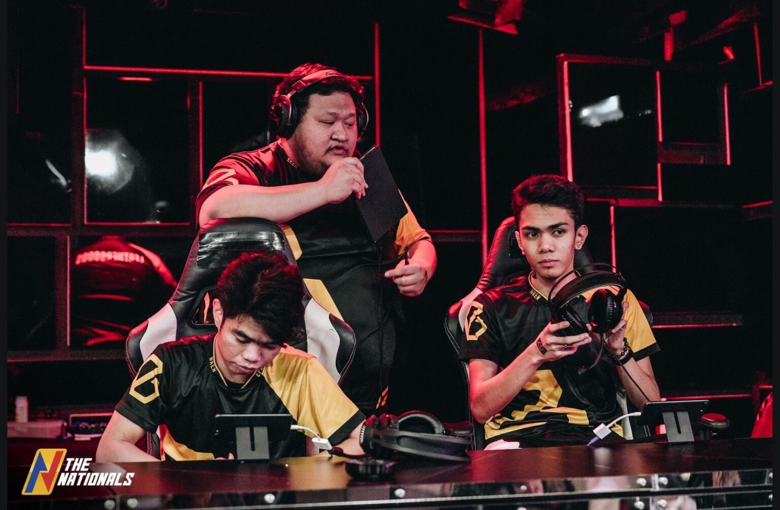 The 5 things esports teams are looking for in aspiring pro players ...
