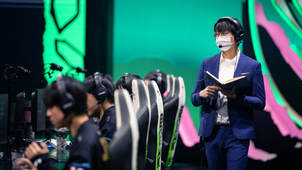 5 important habits of esports pros that you should copy | ONE Esports