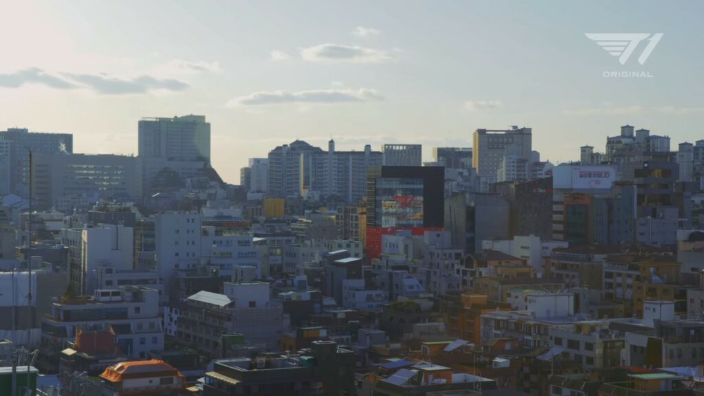 The new T1 gaming facility lets you take selfies with Faker | ONE Esports