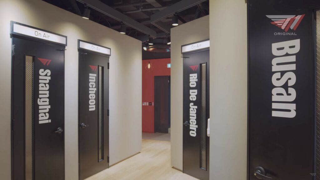 The new T1 gaming facility lets you take selfies with Faker | ONE Esports