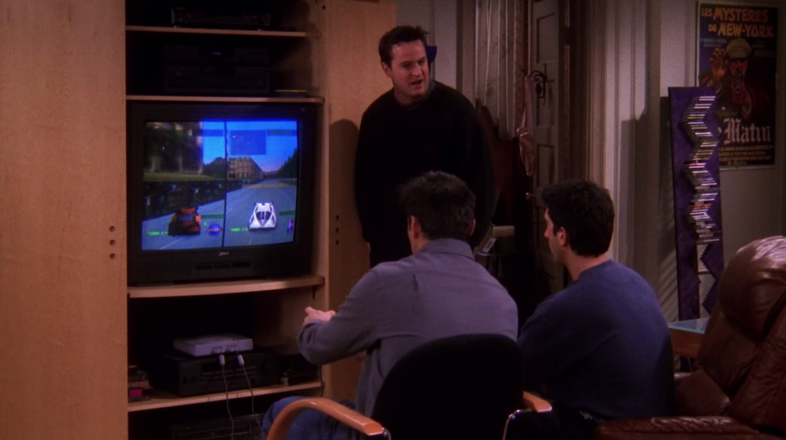 5 iconic video games you missed in 'Friends' the TV show | ONE Esports