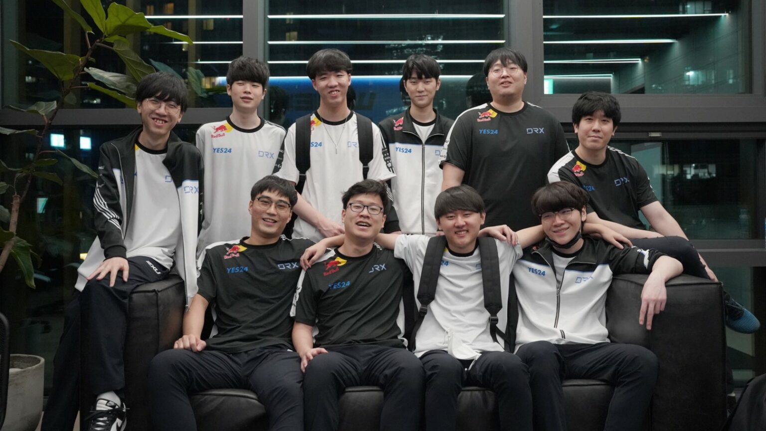 2021 LCK offseason roster change tracker: Players, coaches, and ...