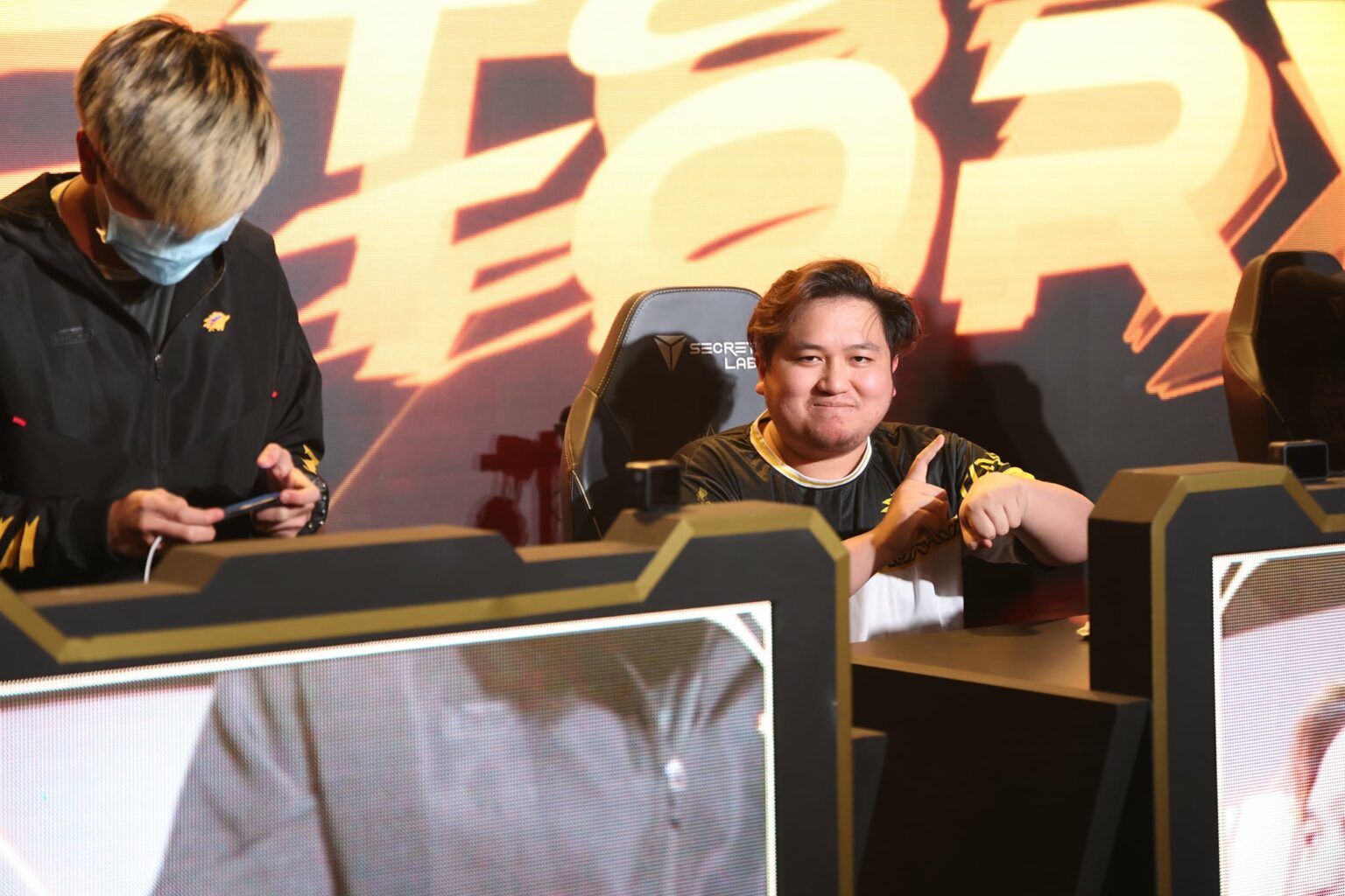 Undefeated, ONIC PH becomes the first team to reach the M3 grand final ...