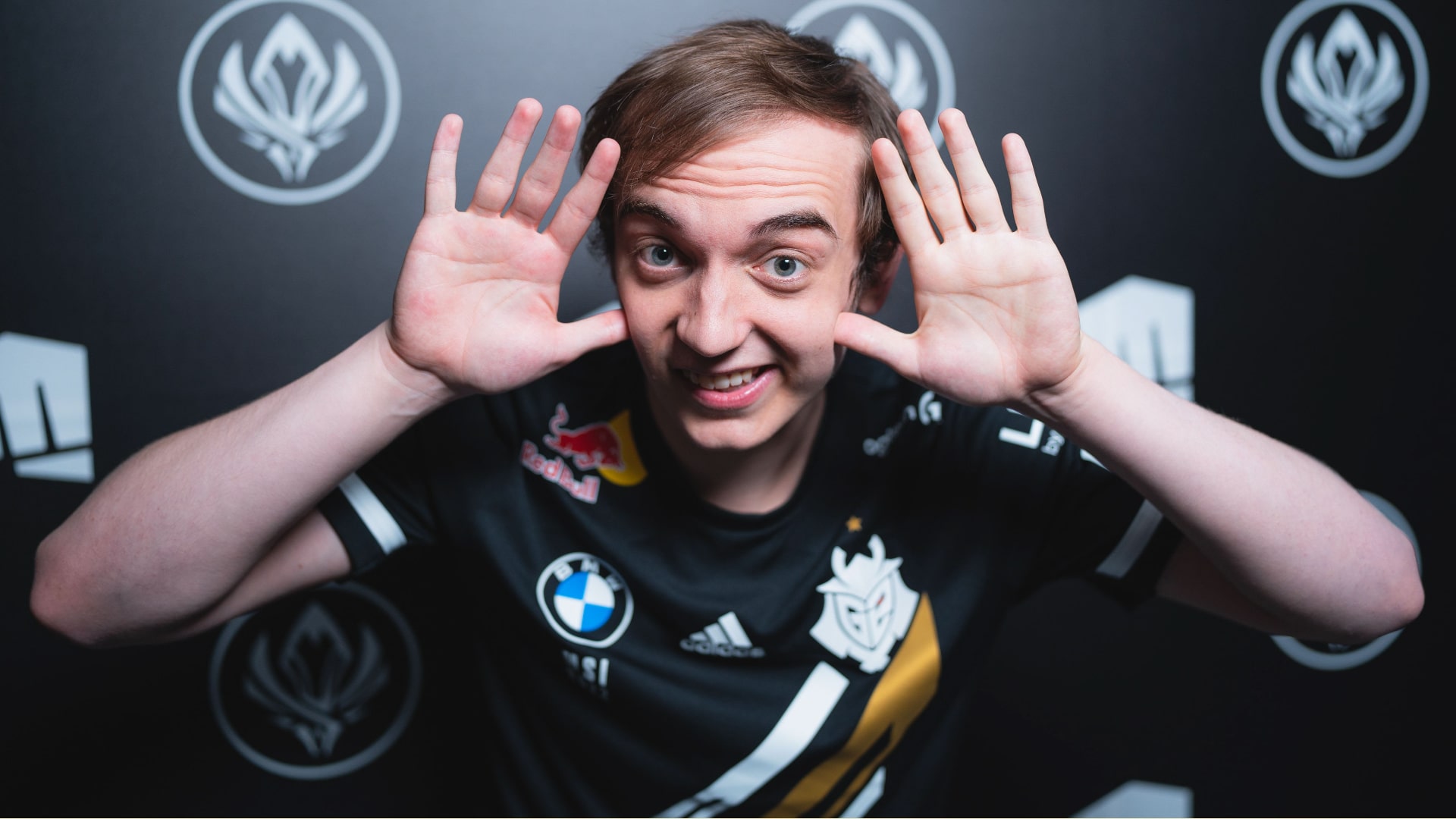 Watch G2 caPs' low HP Yasuo escape incredibly close 2v1 at MSI 2022 ...