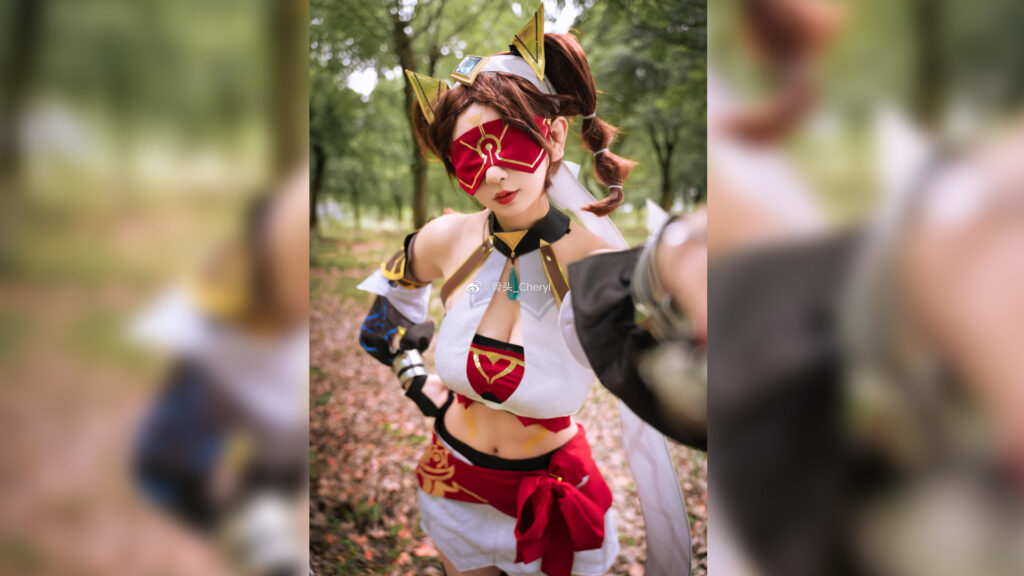 Eremite Desert Clearwater cosplayer vibes around Teyvat | ONE Esports