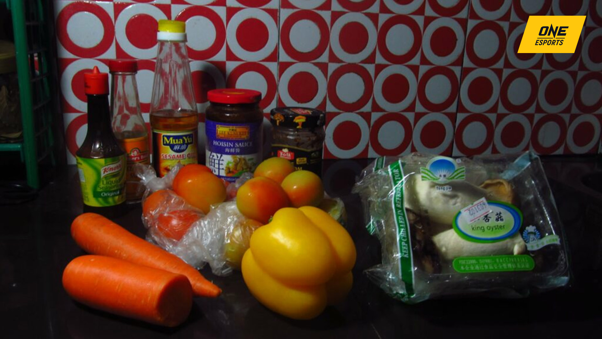 Hu Tao summoning rituals: I tried to cook Ghostly March dish | ONE Esports