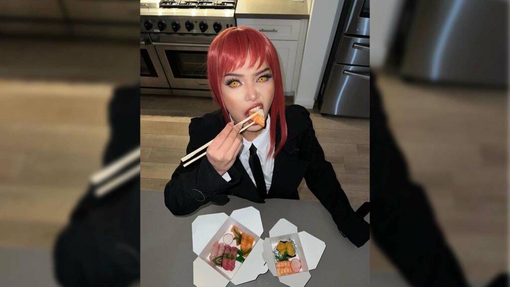 Bella Poarch chains our hearts up in mesmerizing Makima cosplay | ONE ...