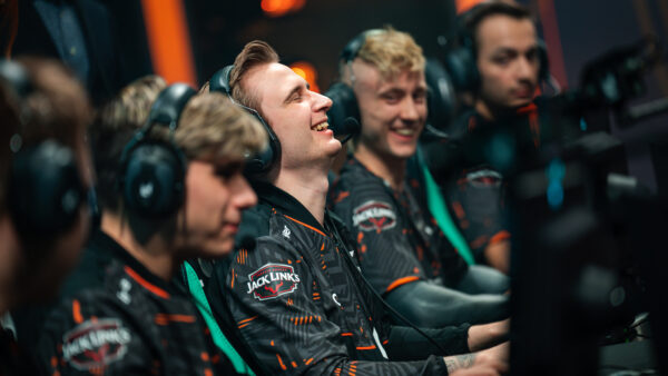 How Fnatic Humanoid uses pressure as a weapon against others | ONE Esports