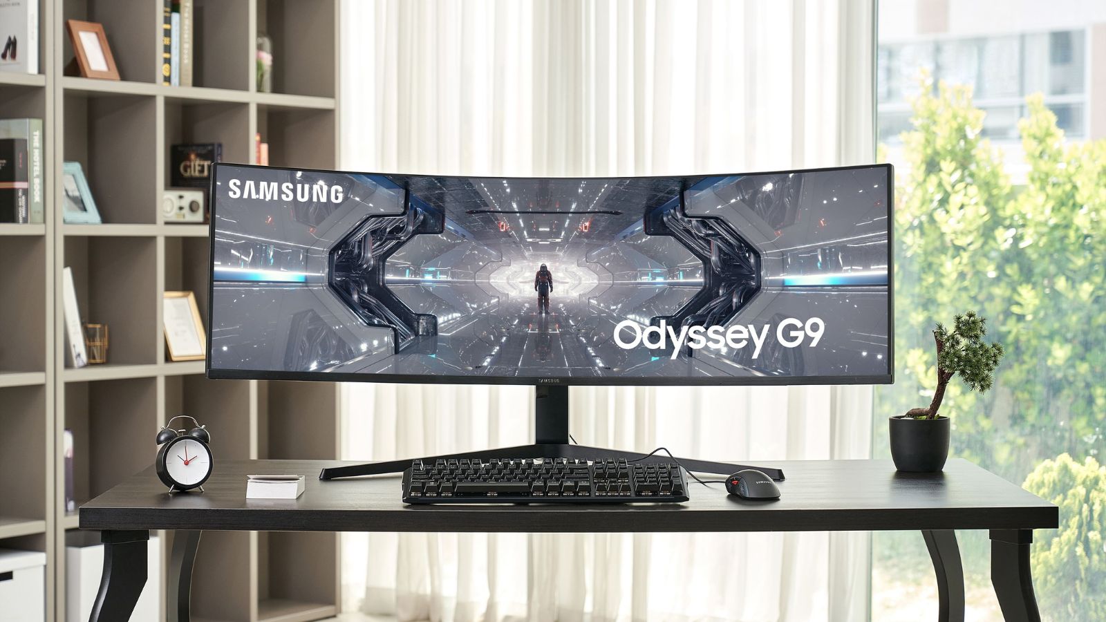 Is a curved monitor better for gaming in 2024? | ONE Esports