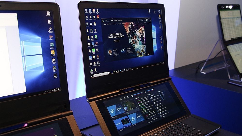 Intel's Honeycomb Glacier is a dual-hinge dual-screen laptop concept ...