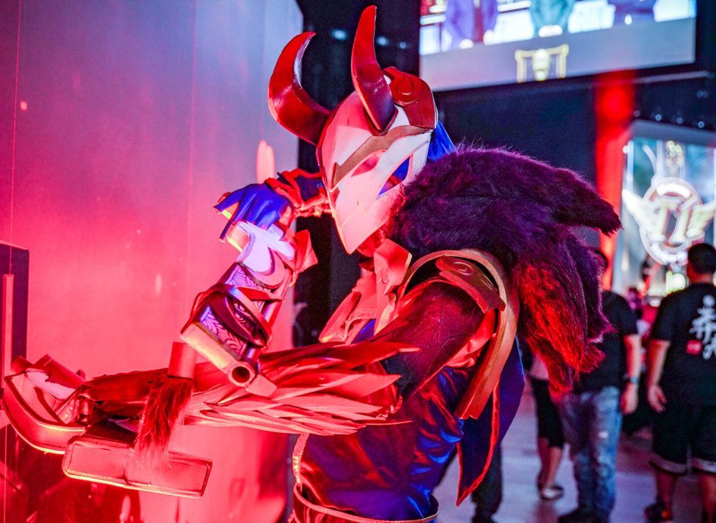 SKT T1, G2 Esports, cosplay, and more at day two of MSI 2019 (pictures ...