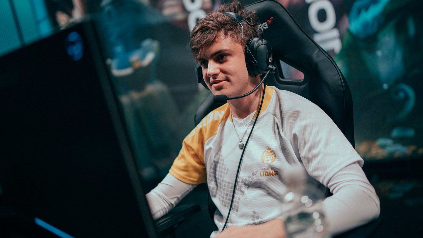 Kaiser's huge Cosmic Radiance gives MAD Lions a quadra kill | ONE Esports