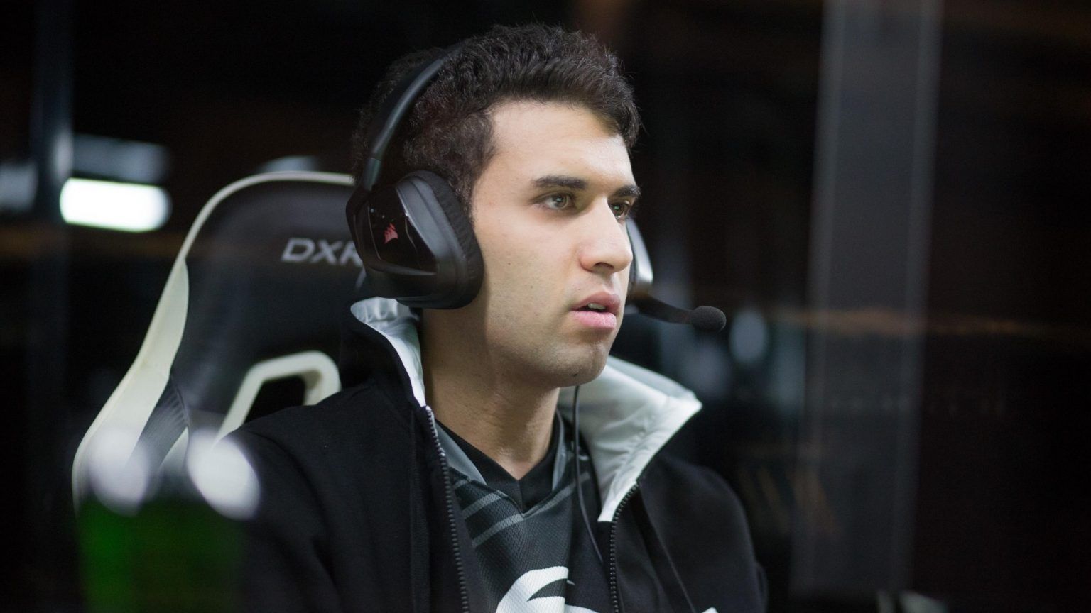 YapzOr's support Sniper bamboozles VP.Prodigy in the WePlay! Pushka ...