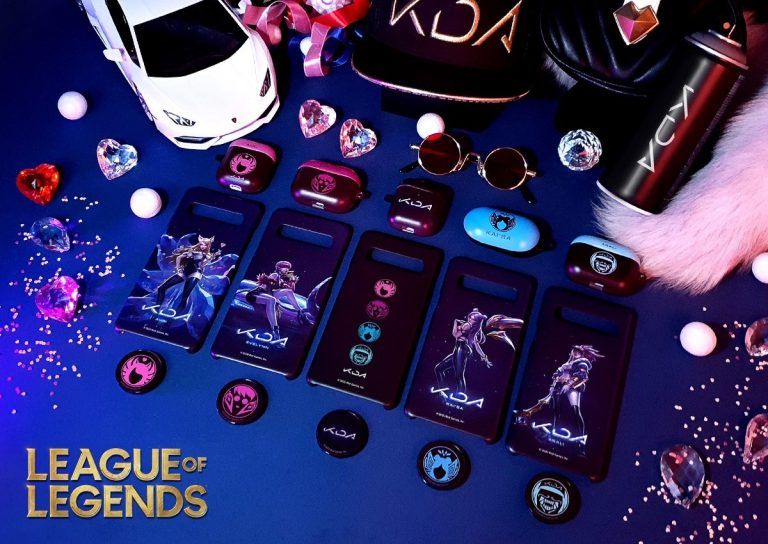 Riot just announced official K/DA smartphone accessories | ONE Esports