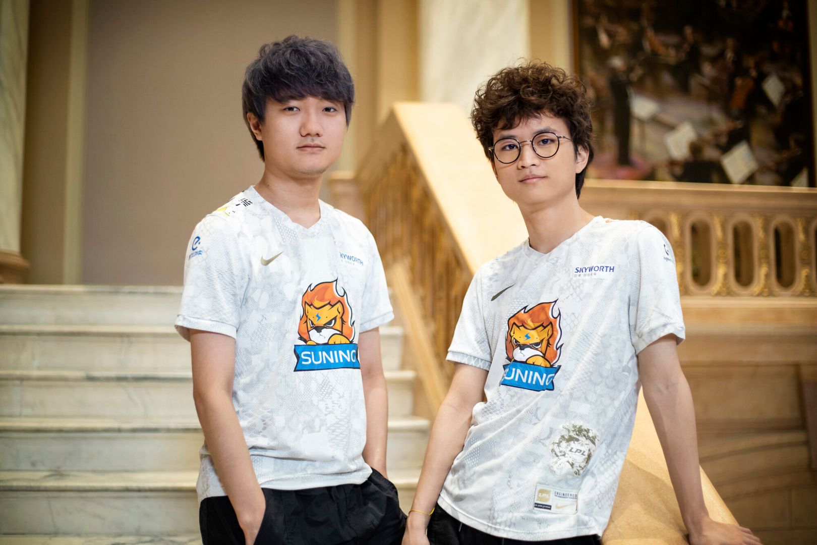 Suning Vice President promises to give away 100 iPhone 12s if they win ...