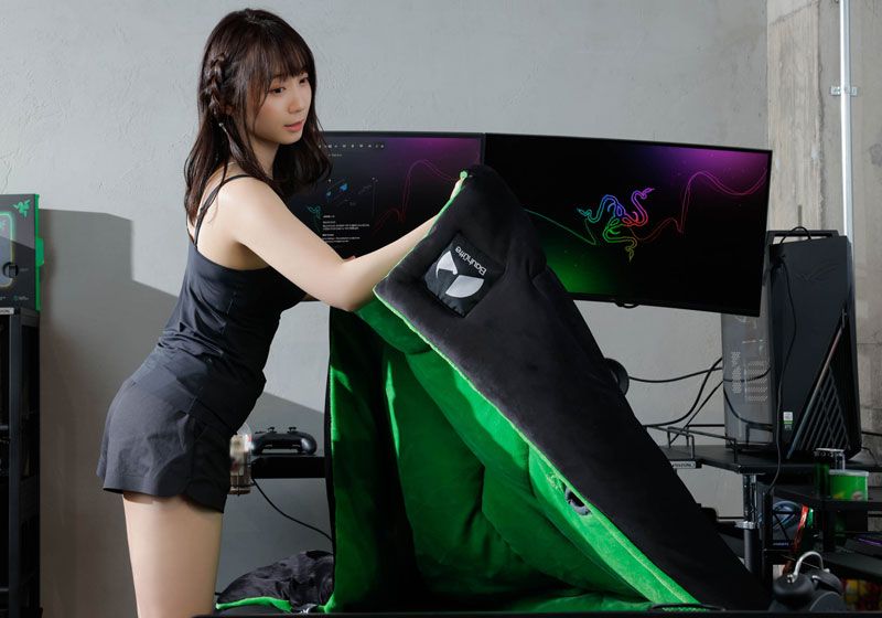 The WataTank is a blanket designed specifically for gaming | ONE Esports
